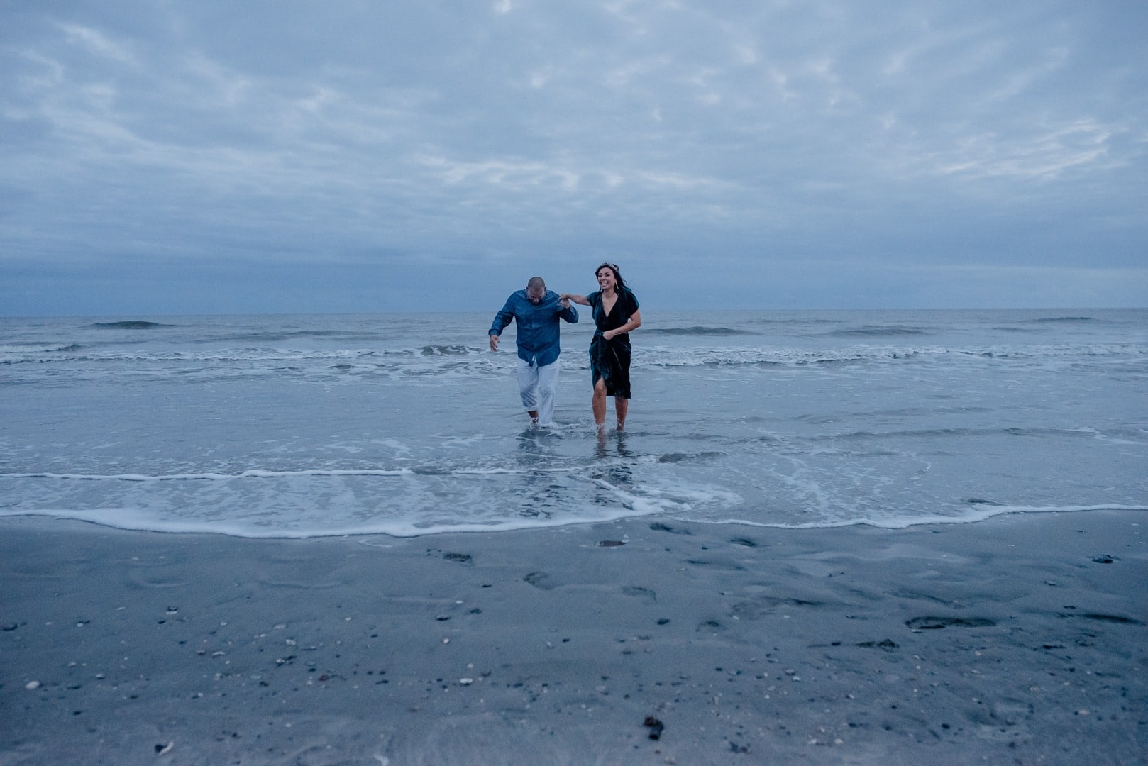 Falling in Love At Folly Beach SC A Genuine Romance Story