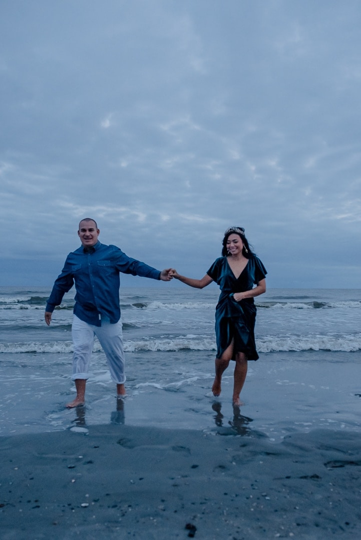 Falling in Love At Folly Beach SC A Genuine Romance Story
