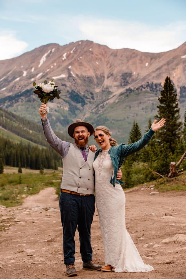 Elopement Checklist PDF For Adventurous Hearts + Free Download!